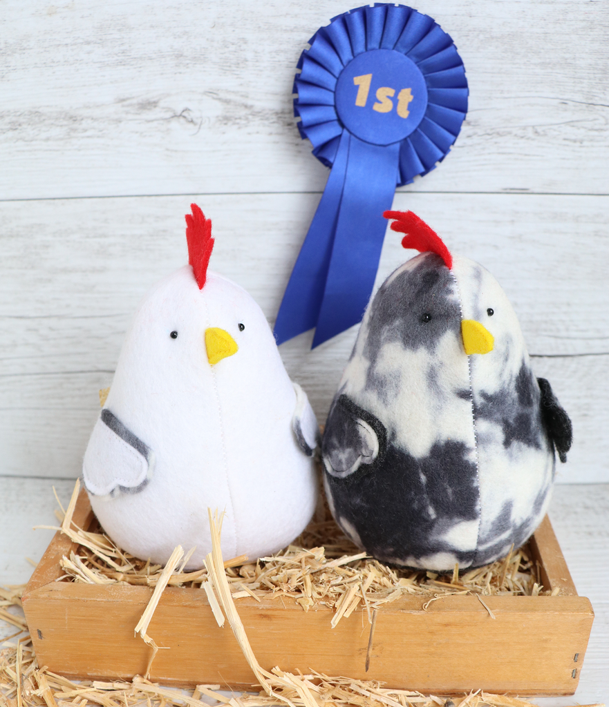 Chicken caddy: chicken pincushion softie – jodiericrac