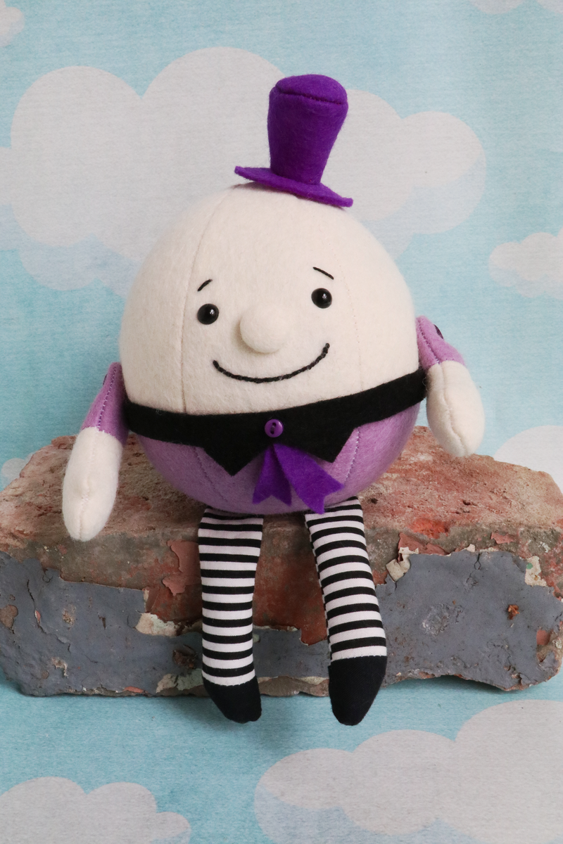 Humpty Pin Cushion Softie pattern – jodiericrac